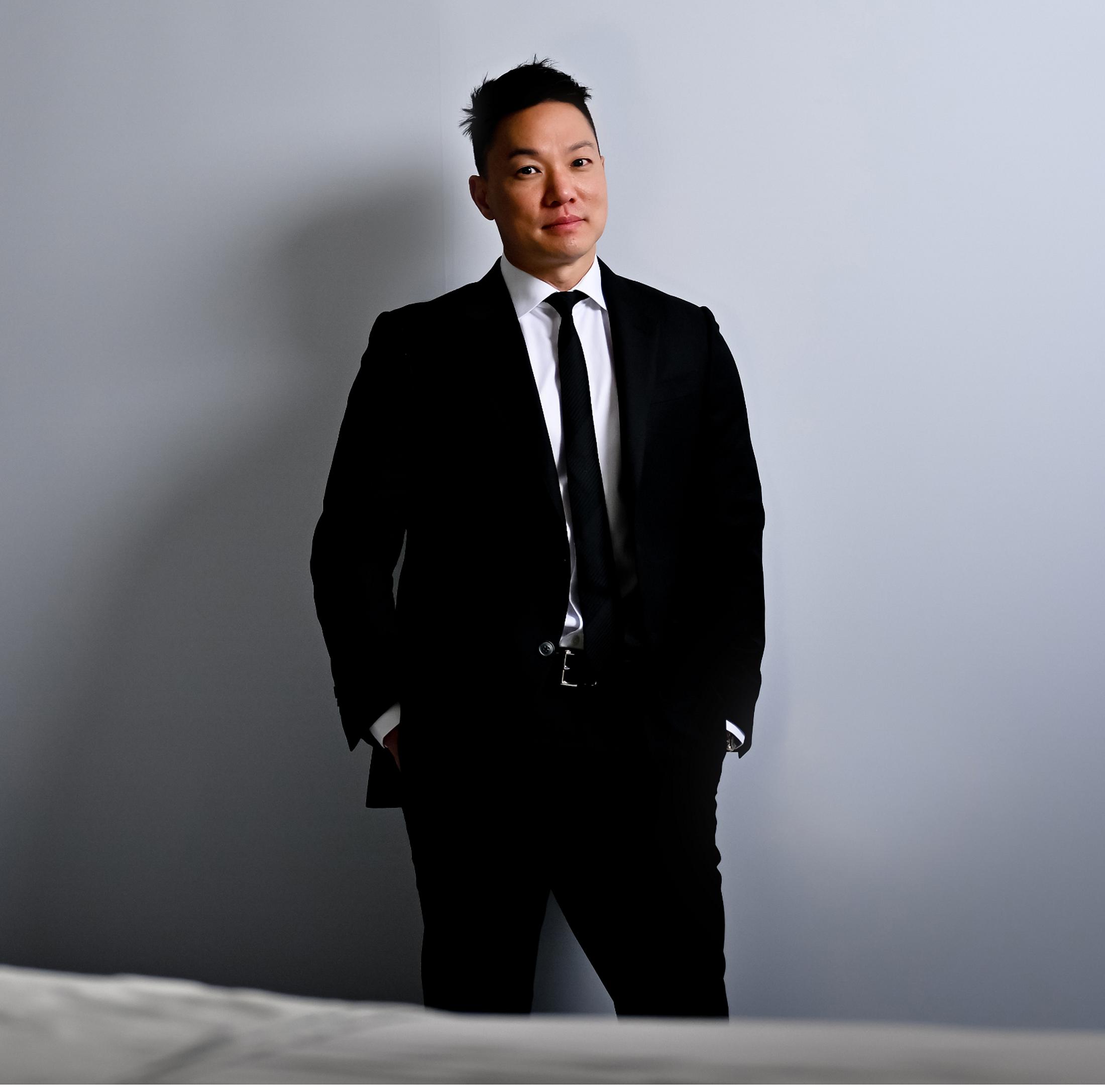 Plastic Surgery Laval | Board-Certified Plastic Surgeon Dr. James Lee